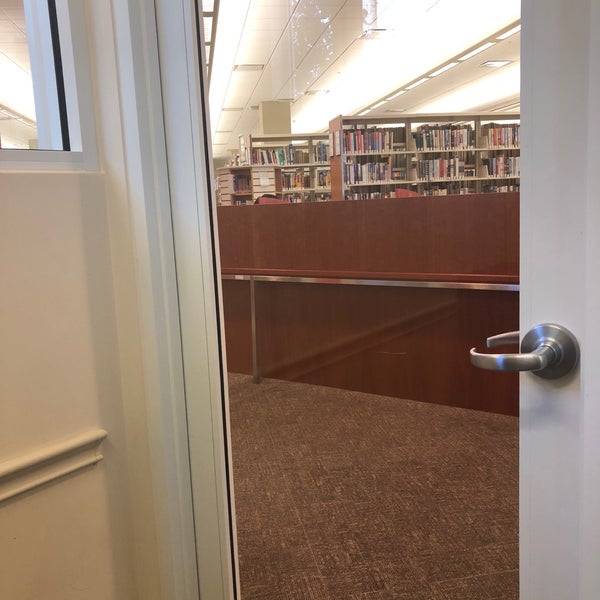 Palm Beach County Library System - 4020 Lantana Rd