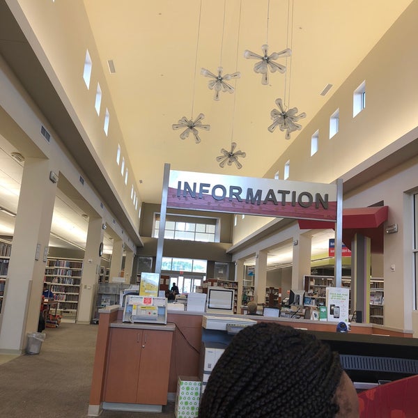 Palm Beach County Library System - 4020 Lantana Rd