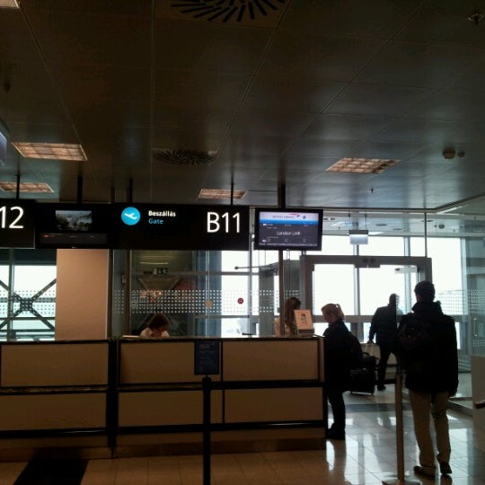 Gate B11 - 2 tips from 781 visitors