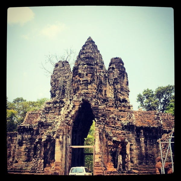 Angkor Thom South Gate - Angkor Archaelogical Park