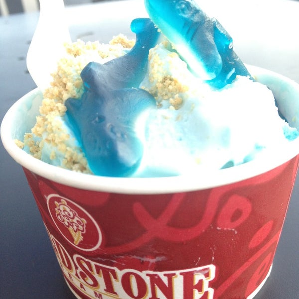 Cold Stone Creamery - Ice Cream Parlor