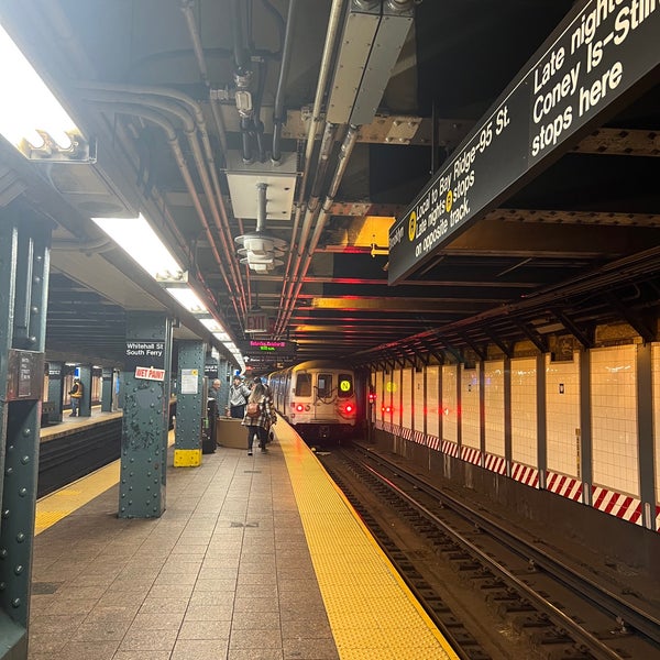 MTA Subway - Whitehall St (R/W) - Financial District - Whitehall St