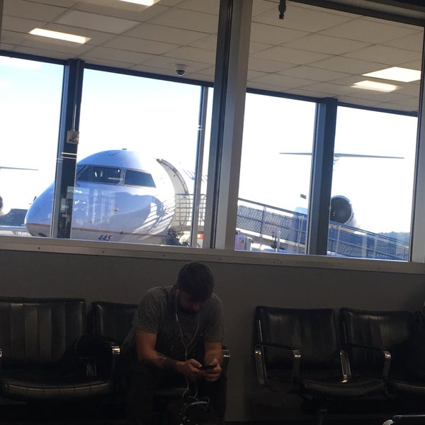 Gate A3 - Airport Gate in Sterling