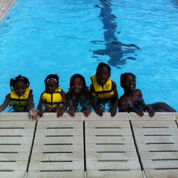 Lake Johnson Pool - 3 tips