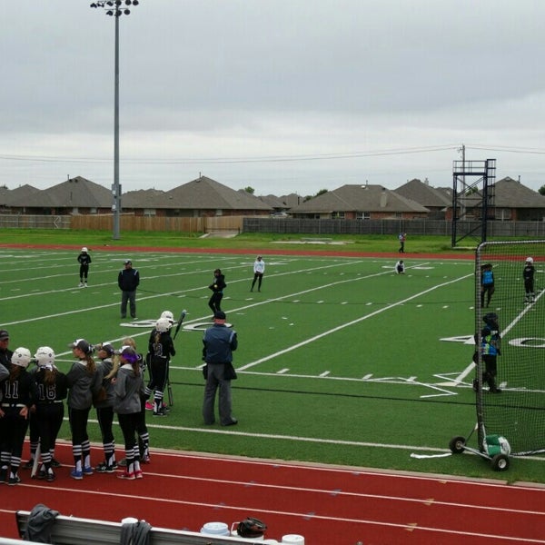Southmoore High School - High School in Moore