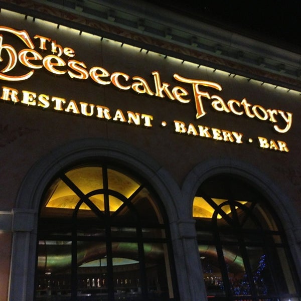 The Cheesecake Factory - Southside Flats - 93 tips from 7182 visitors