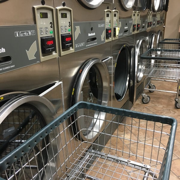 45 Grove St Laundromat - Laundry Service in New York