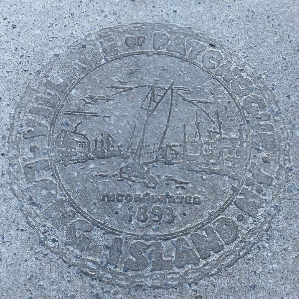 LIRR - Patchogue Station - Ocean Ave & Division St