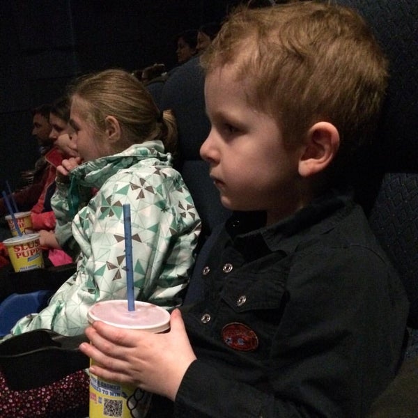 Cinéma Triomphe - Movie Theater