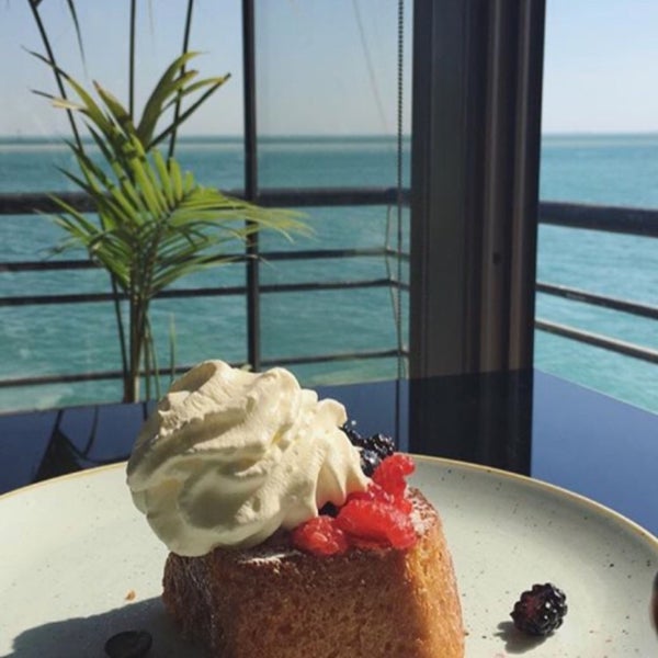 Sunroom Cafe & Restaurant - 366 tips from 17030 visitors