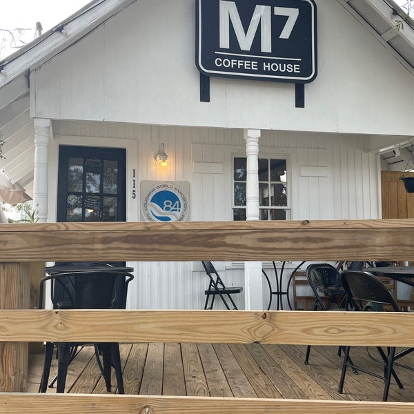 M7 Coffee House - Coffee Shop