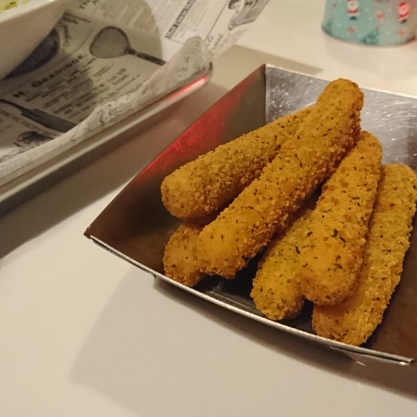 High Five - Burger and Chicken - Theaterstr. 16