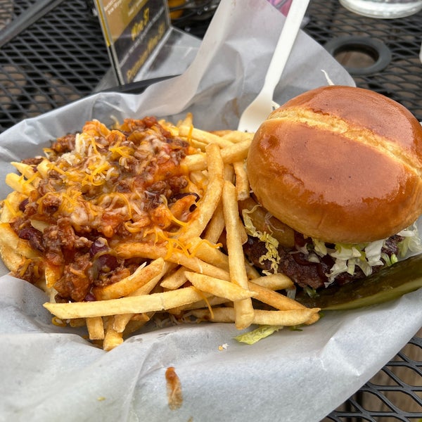 The Grid Bar and Grill - Bar in Kings Beach