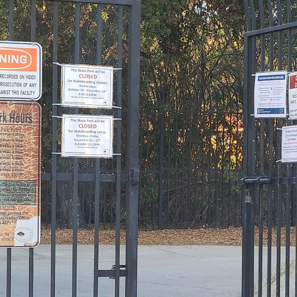 Poway Skate Park - 13090 Civic Center Drive