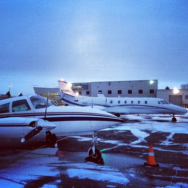 Signature Flight Support - Minneapolis, MN