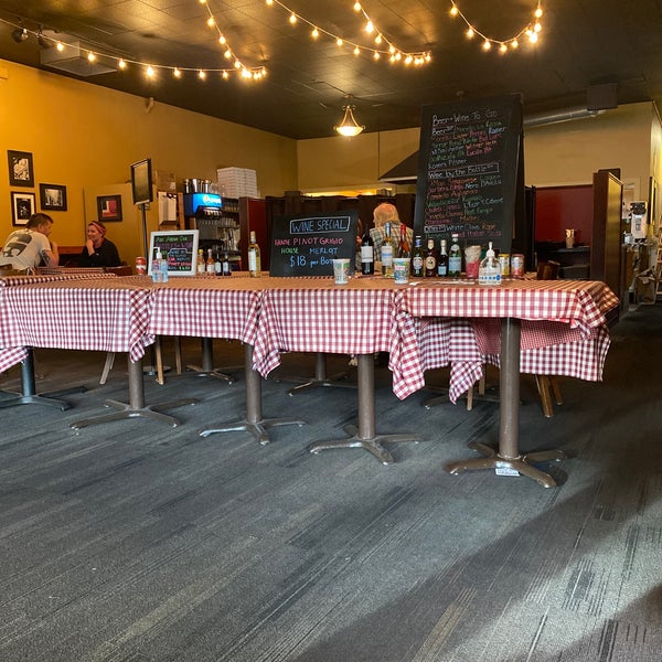 Pizzutos - Seward Park - 5032 Wilson Ave S