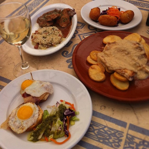 Los Coloniales - Tapas Restaurant in Sevilla