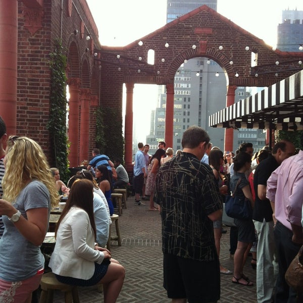 Photos at Pod 39 Rooftop Bar - Cocktail Bar in Murray Hill