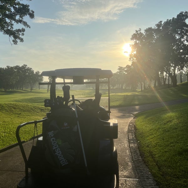 Alpine Golf Club - Golf Course