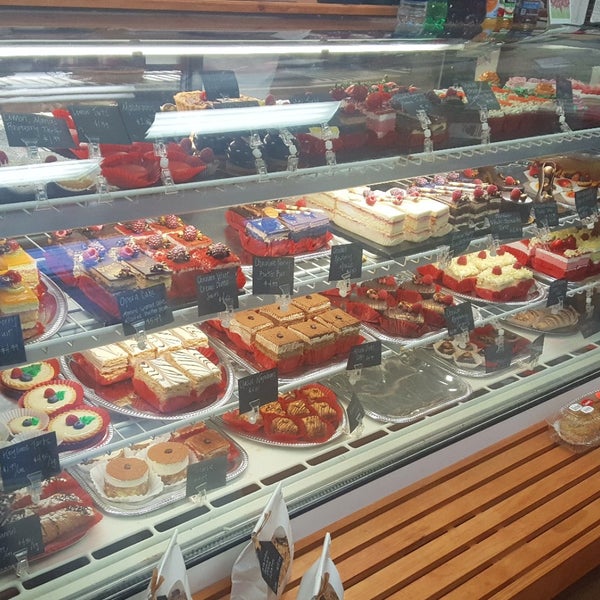 Irinas Gourmet Bakery - Bakery