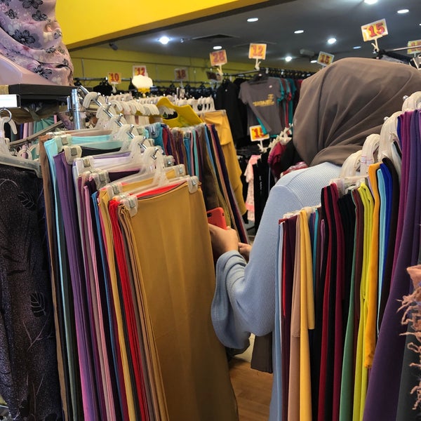 Square One - Jalan Persiaran Flora Utama