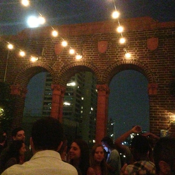 Photos at Pod 39 Rooftop Bar - Cocktail Bar in Murray Hill