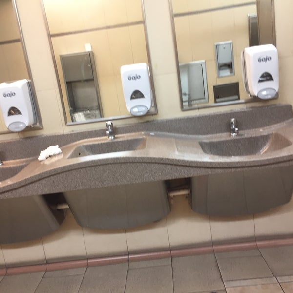 Walmart Supercenter - Big Box Store