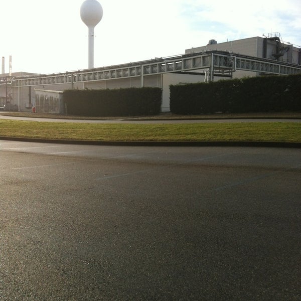 Merck Serono Meyzieu - 10 Avenue Maréchal De Lattre De Tassigny