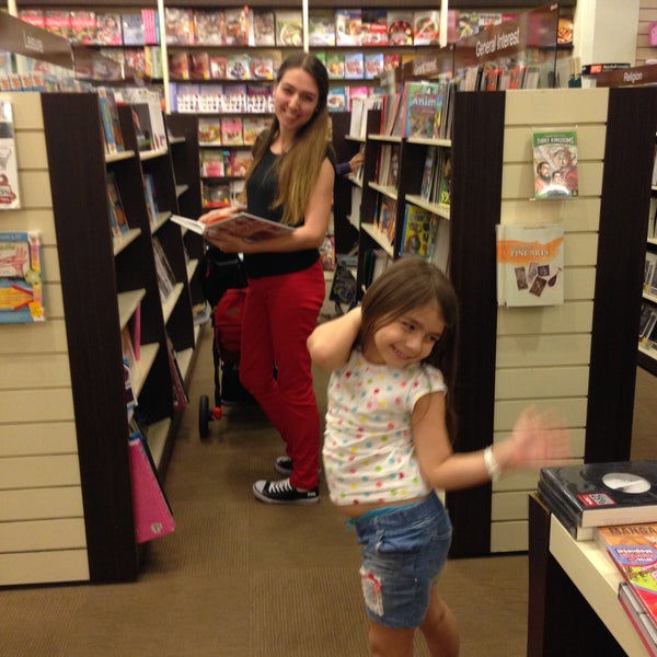 HARRIS Bookstore - Bookstore