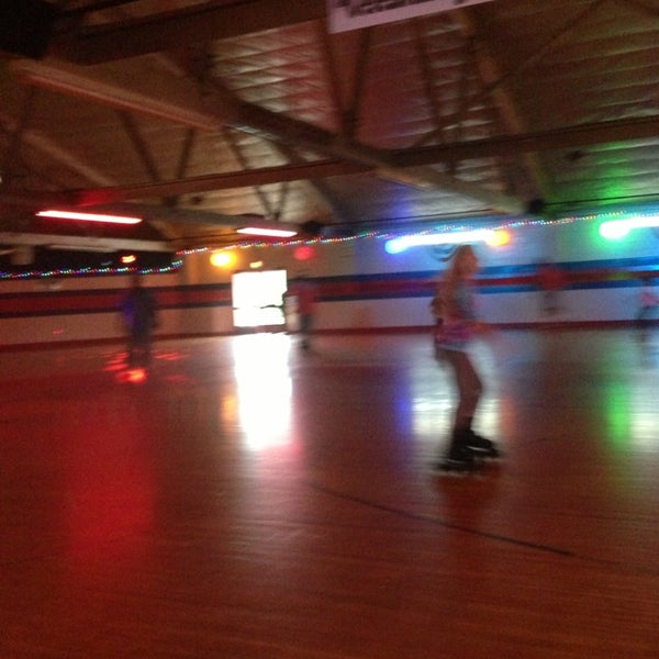 Photos at Fleetwood Skating Rink - Skating Rink in Chicago