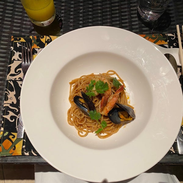 Raintree Restaurant - Borneo Convention Centre Kuching (BCCK)