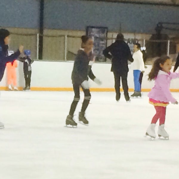 Photos at Paramount Iceland - Skating Rink in Paramount