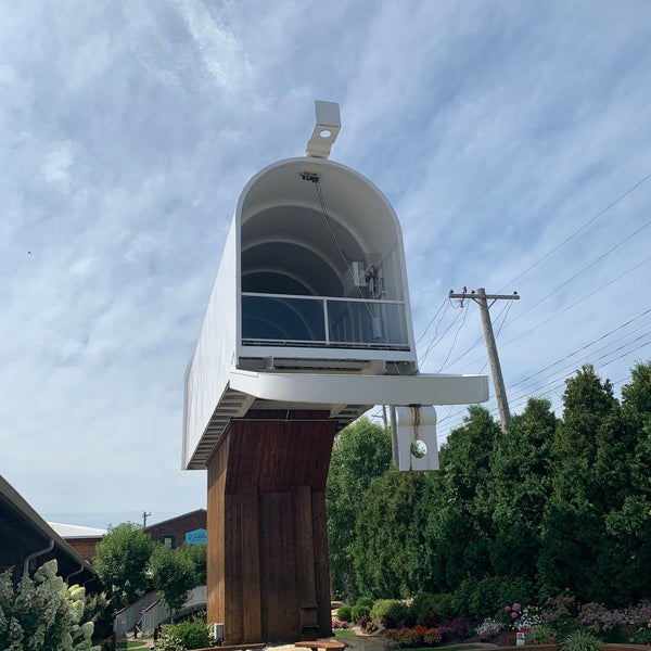 World's Largest Mailbox - Outdoor Sculpture in Casey