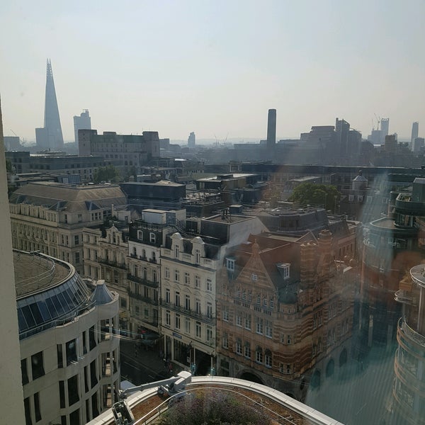 Ludgate Circus - Plaza in City of London