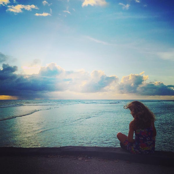 front de mer St Pierre - Harbor or Marina