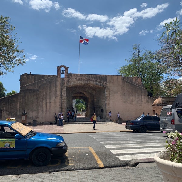 Puerta del Conde - Historic and Protected Site in Santo Domingo