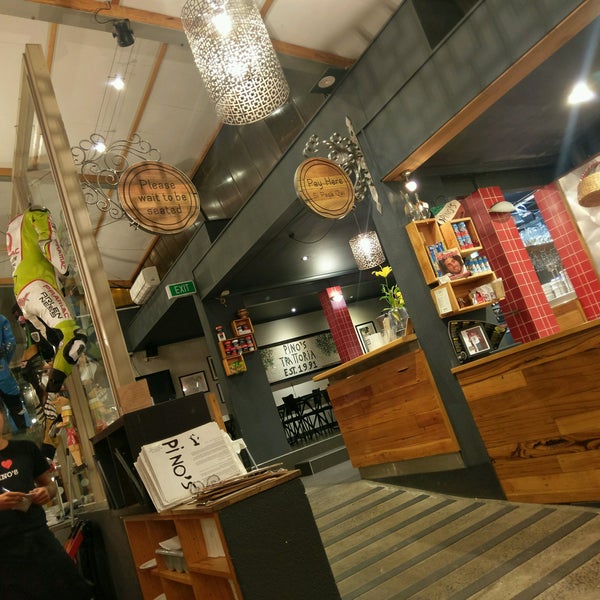 Pino's Trattoria - Italian Restaurant