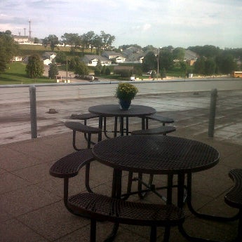 557th Weather Wing - Government Building