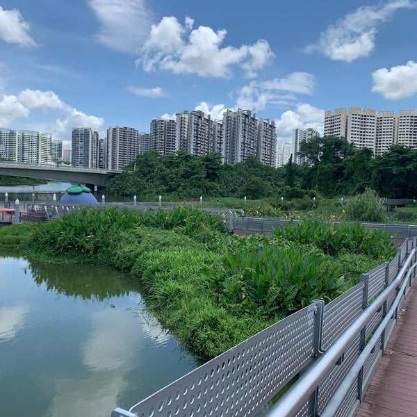 Sengkang Floating Wetland - Bridge