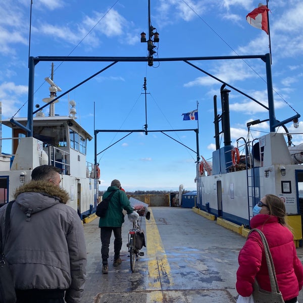 Ward's Island Ferry - Boat or Ferry in Harbourfront