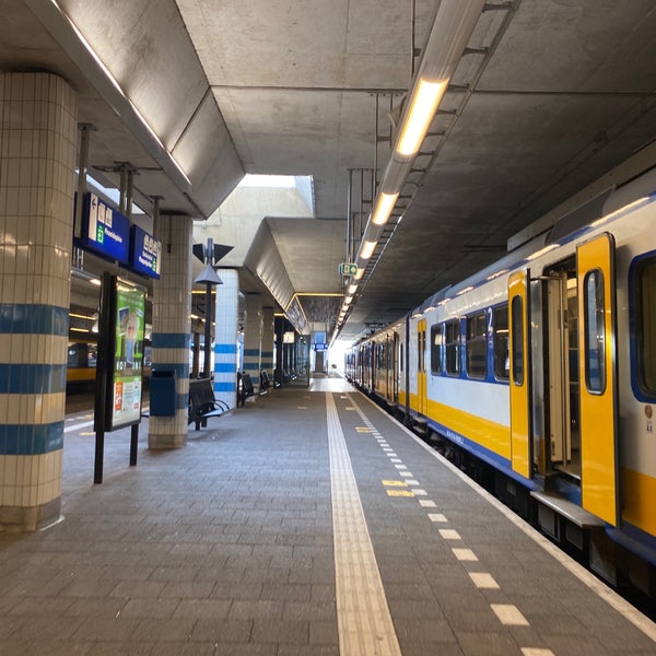 Station Rijswijk - Rail Station