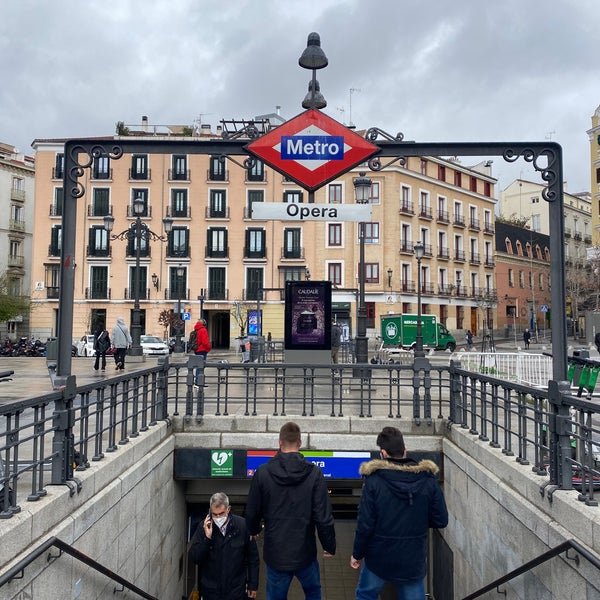 Metro Ópera - Metro Station in Madrid