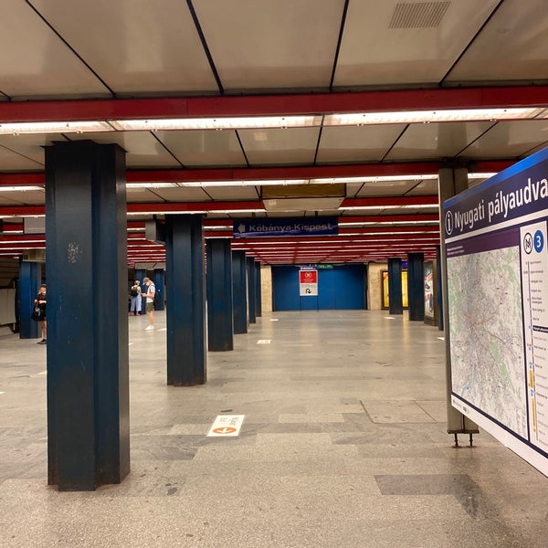 Nyugati pályaudvar (M3) - Metro Station in Budapest