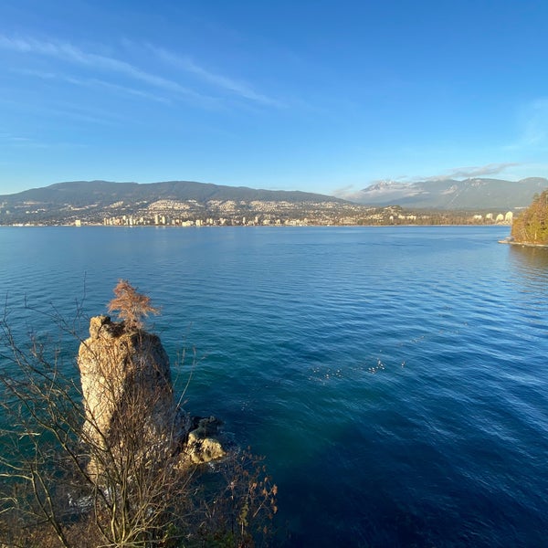 Siwash Rock - Scenic Lookout in Stanley Park