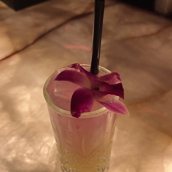 Casbar Lounge - 2 tips