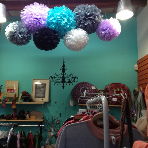 The Handmade House - Arts and Crafts Store