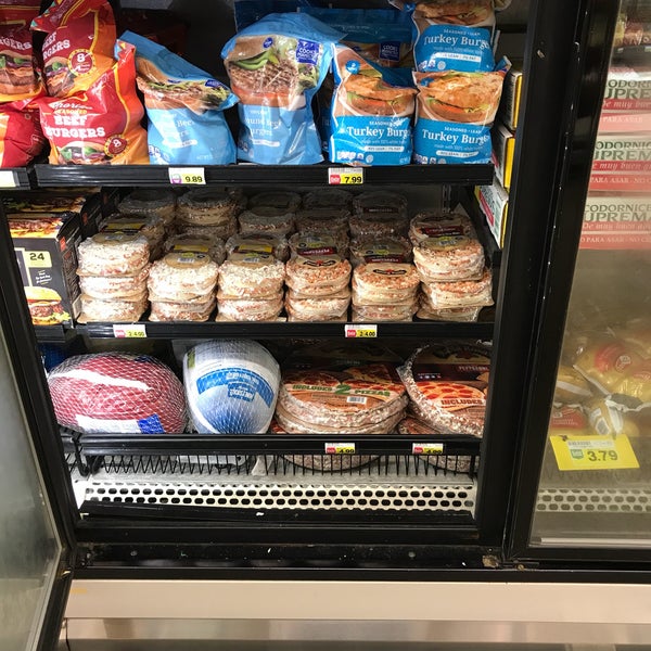 Food 4 Less - Boyle Heights - Los Angeles, CA