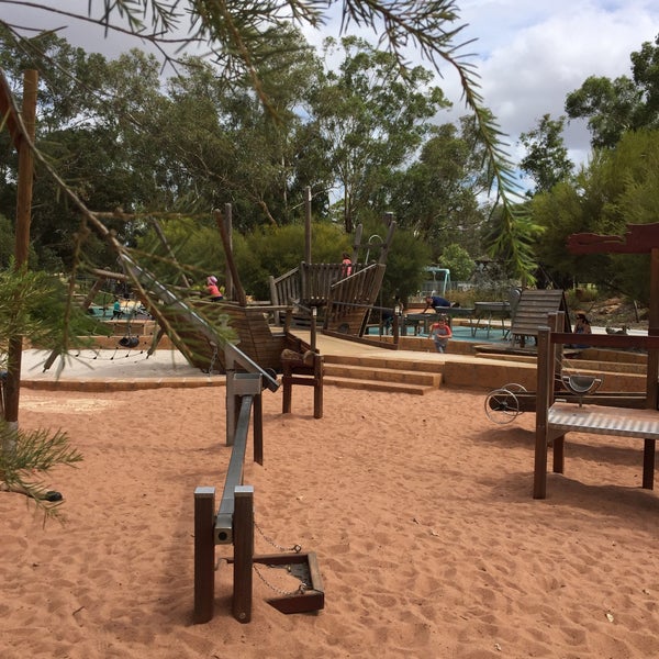 Woodbridge Riverside Park