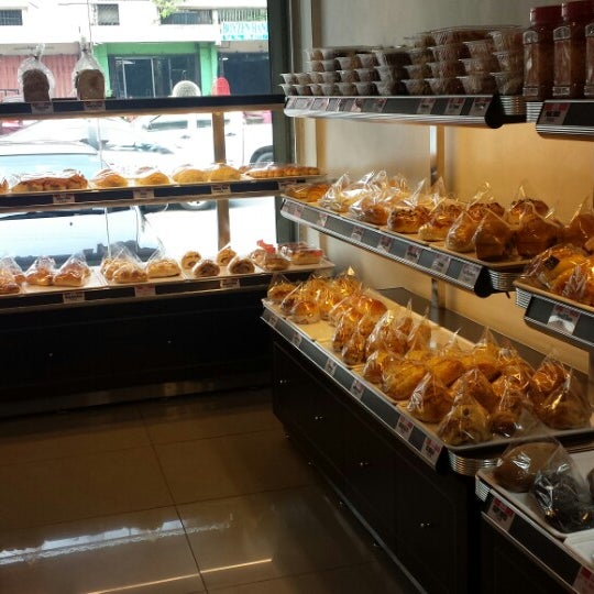 Formosa Bakery - Valencia - 4 tips from 71 visitors