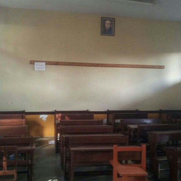 Colegio Pedro Poveda - High School